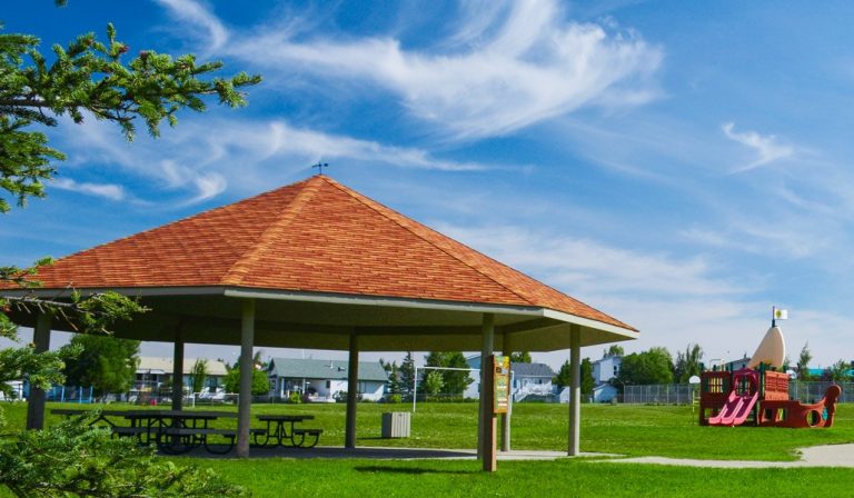 Parks & Playground - Beaverlodge